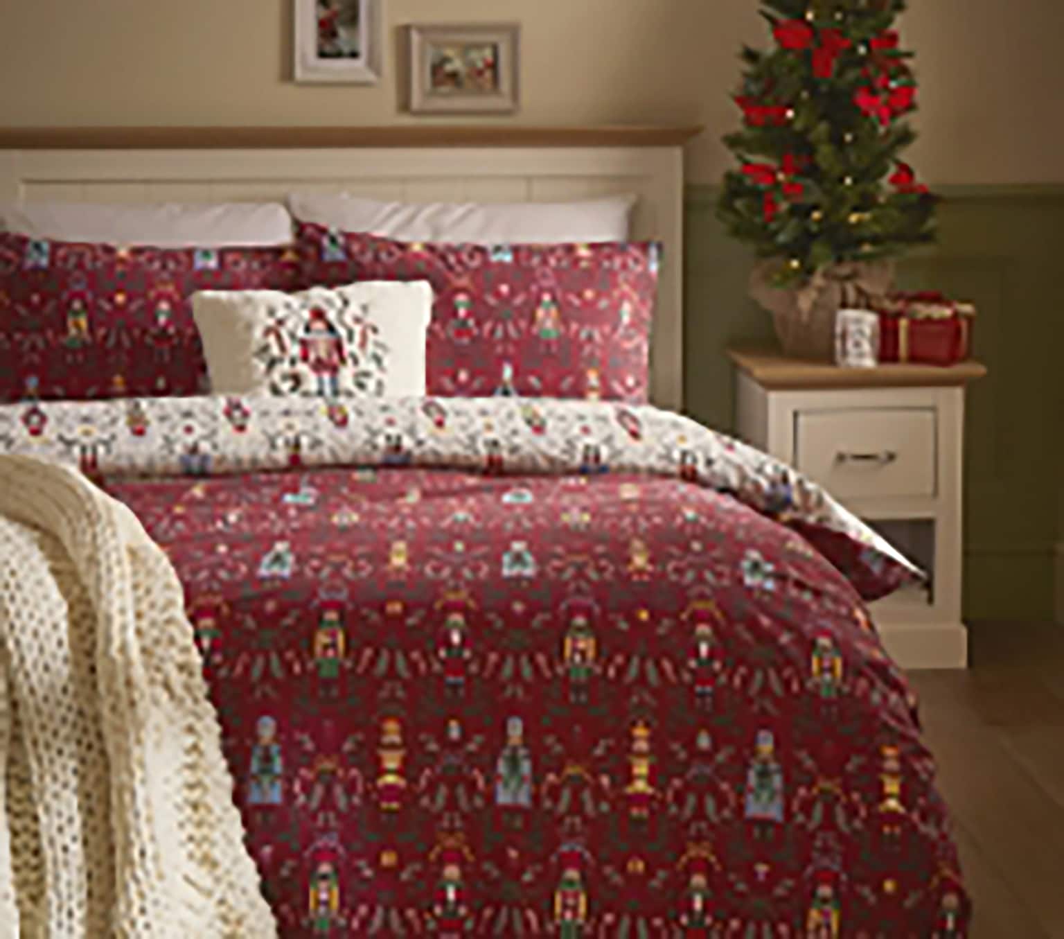 Shop Christmas at Home at JD Williams | JD Williams