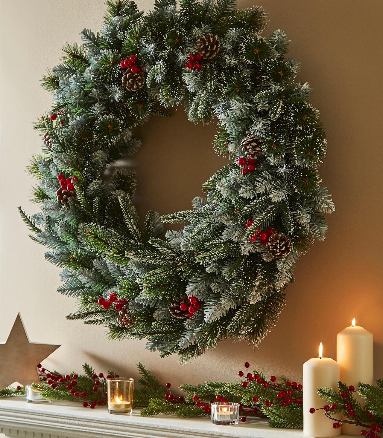 Indoor & Outdoor Christmas Decorations 2025 | JD Williams